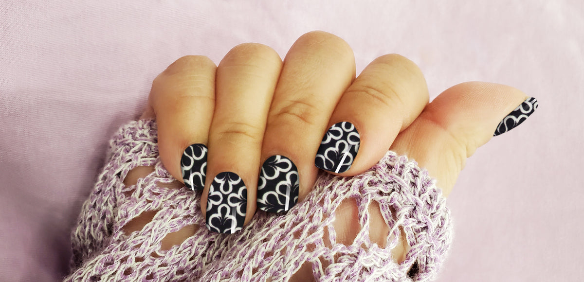 Plaster Of Petals Deluxe Nail Wrap – Wrapcity Nails